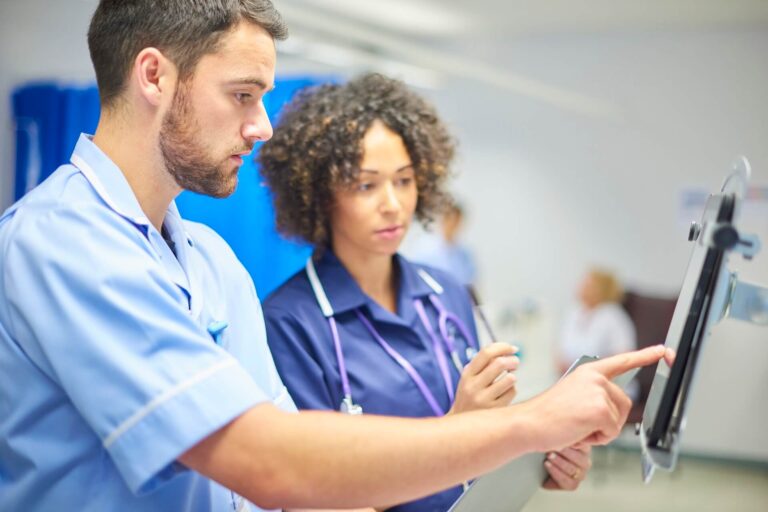 NHS vs Private Sector: What’s Best for AHP Professionals?